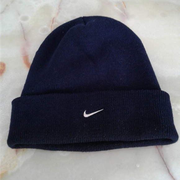 Nike | Accessories | Vintage Toronto Maple Leafs Nike Beanie Hockey Hat ...